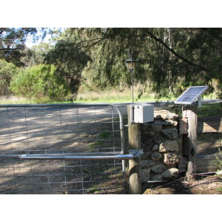 Single Solar Swing Gate Opener